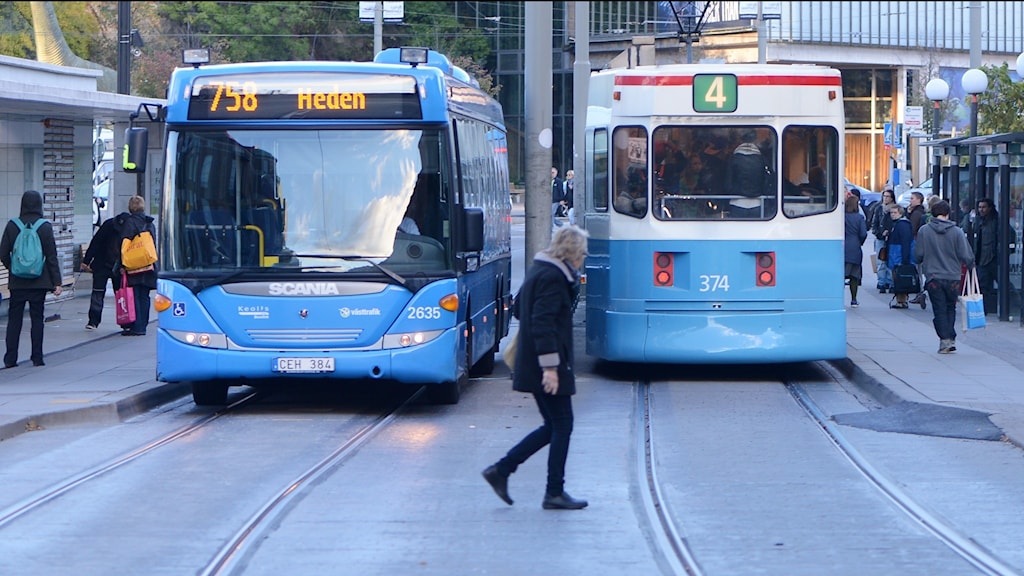 Västtrafik höjer biljettpriserna – dyrare att åka buss och spårvagn ...