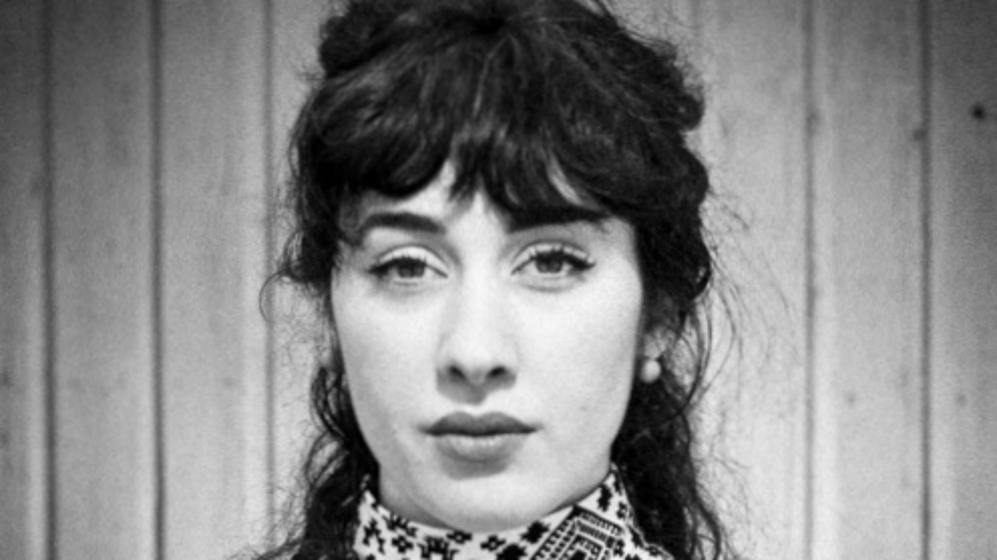 2. Aida Jabbari - Familiar stranger - P4 Göteborg | Sveriges Radio