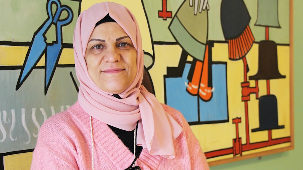 Fatima vill väcka språkintresse genom mjölkpaketet - P4 Blekinge ...