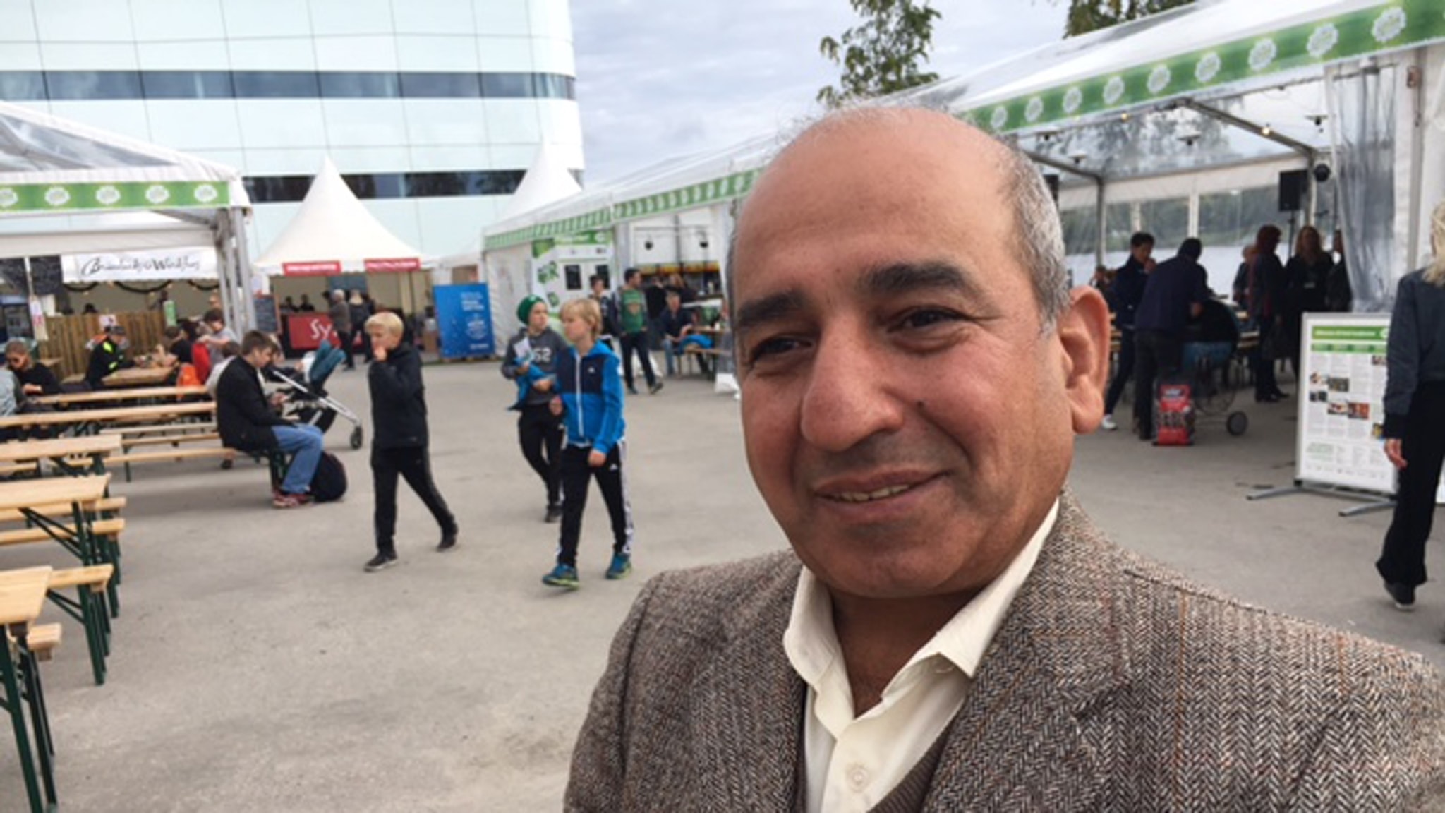 Musikern Basim Ahmed Jamal glad över fristad i Umeå | Sveriges Radio