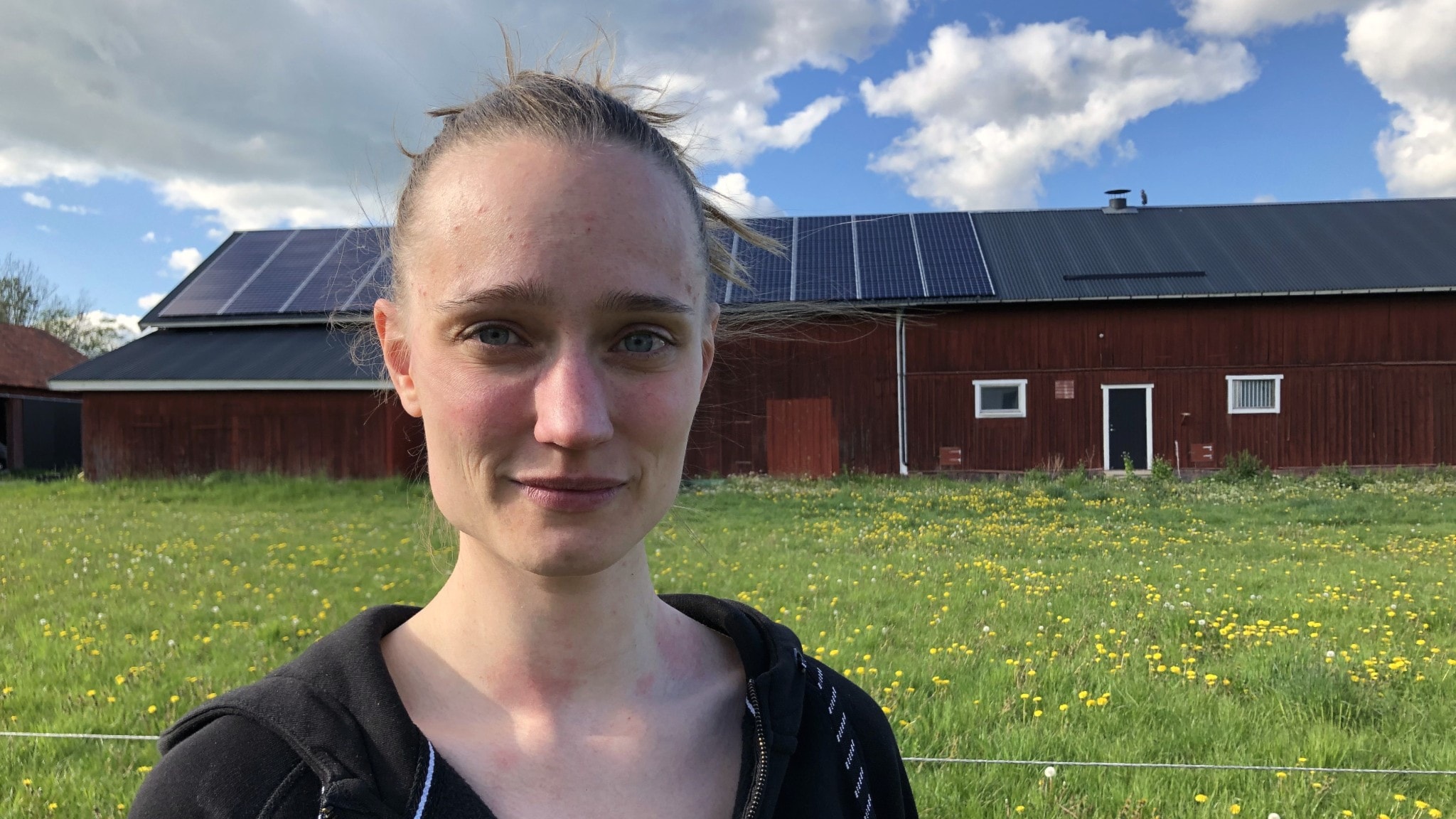 Karl-Axels barnbarn: Om inte en kram så kan vi dela ett leende ...