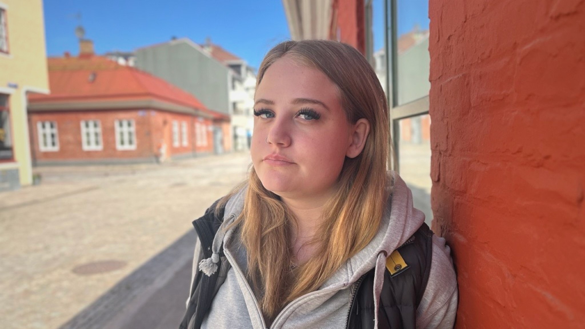 21-åriga Emma lever med diagnosen borderline | Sveriges Radio