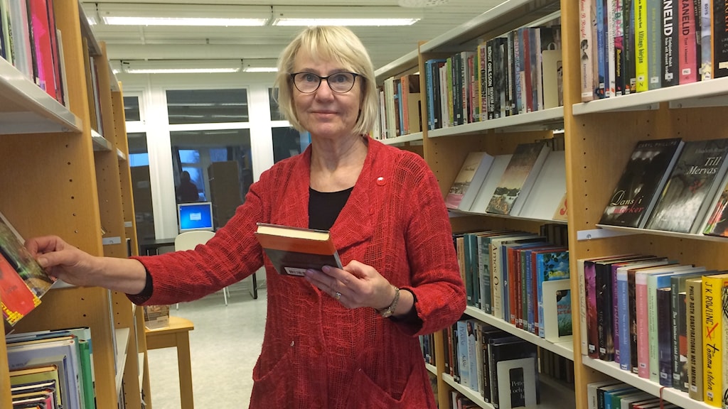 Meröppet bibliotek populärt i Bua - P4 Halland | Sveriges Radio