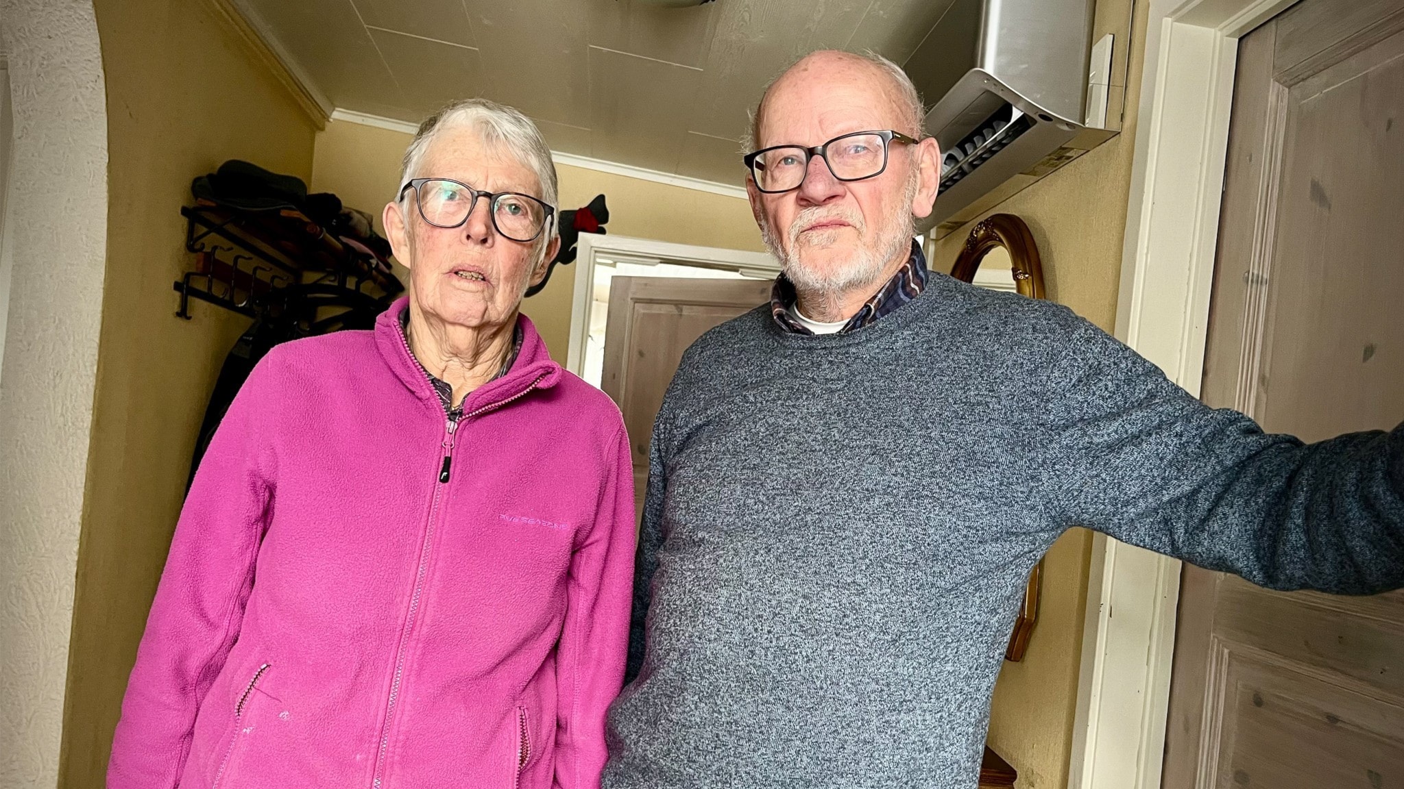 Ulf och Gunilla hjälpte brandskadade kvinnorna: Blodet rann | Sveriges ...