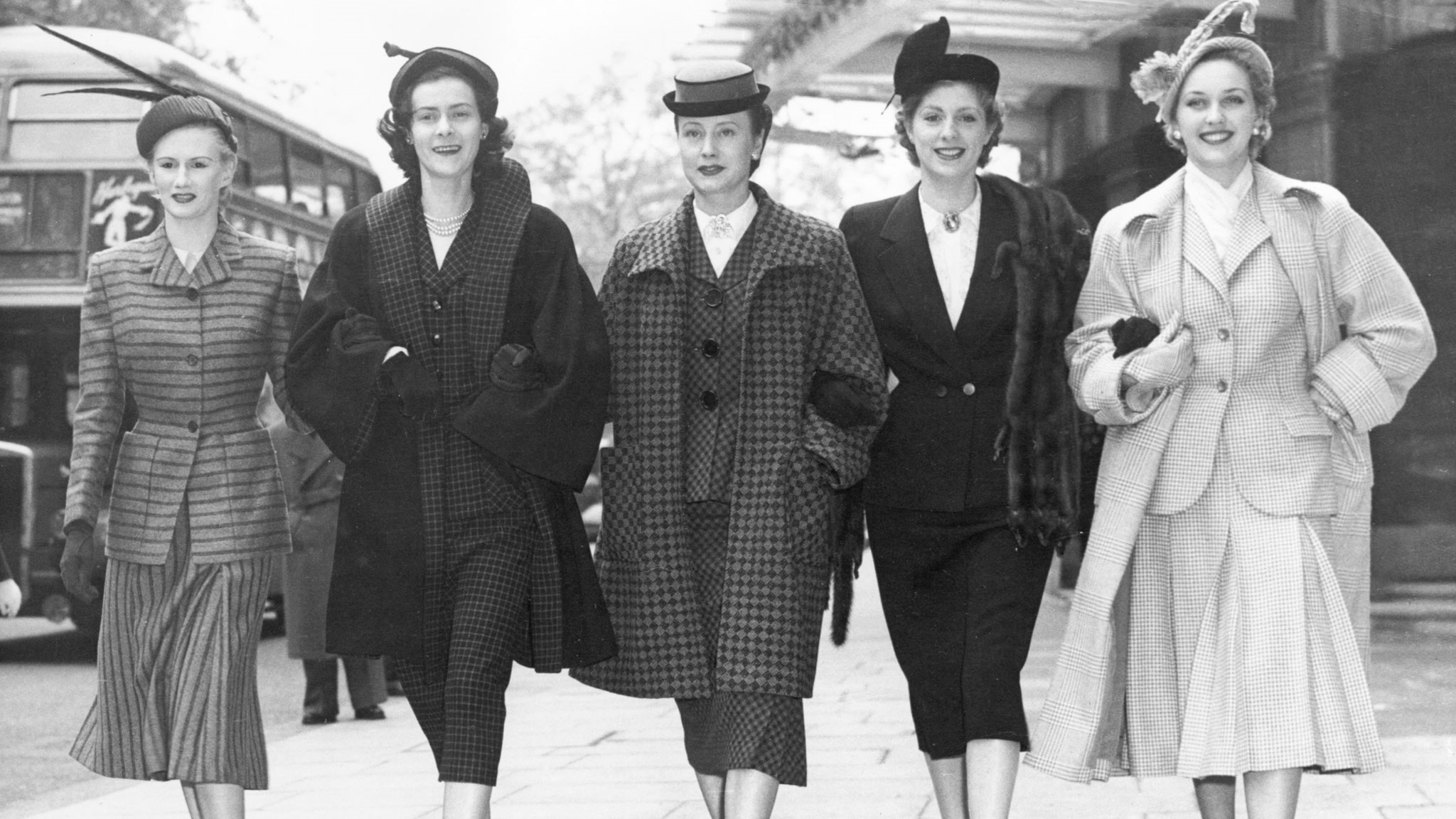 Modeorakel tycker till 1950 | Radiofynd | Sveriges Radio