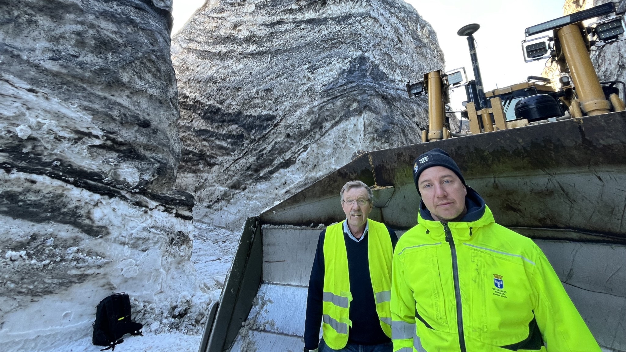 Trots vårvärmen – Östersund kämpar med snön | Sveriges Radio