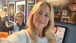 Fanny Avonne och Tjuvjakt kvar som etta på Svensktoppen? 10 augusti ...
