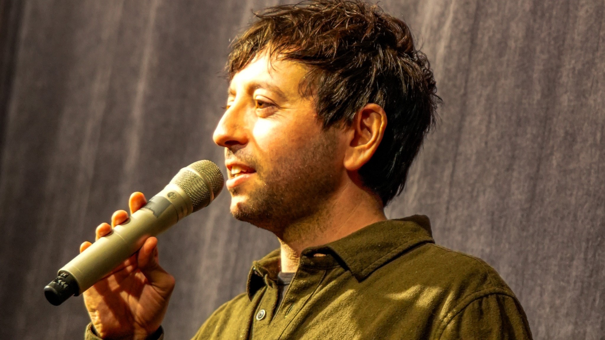American comedian Nathaniel Glasser Skog turns culture shocks into ...