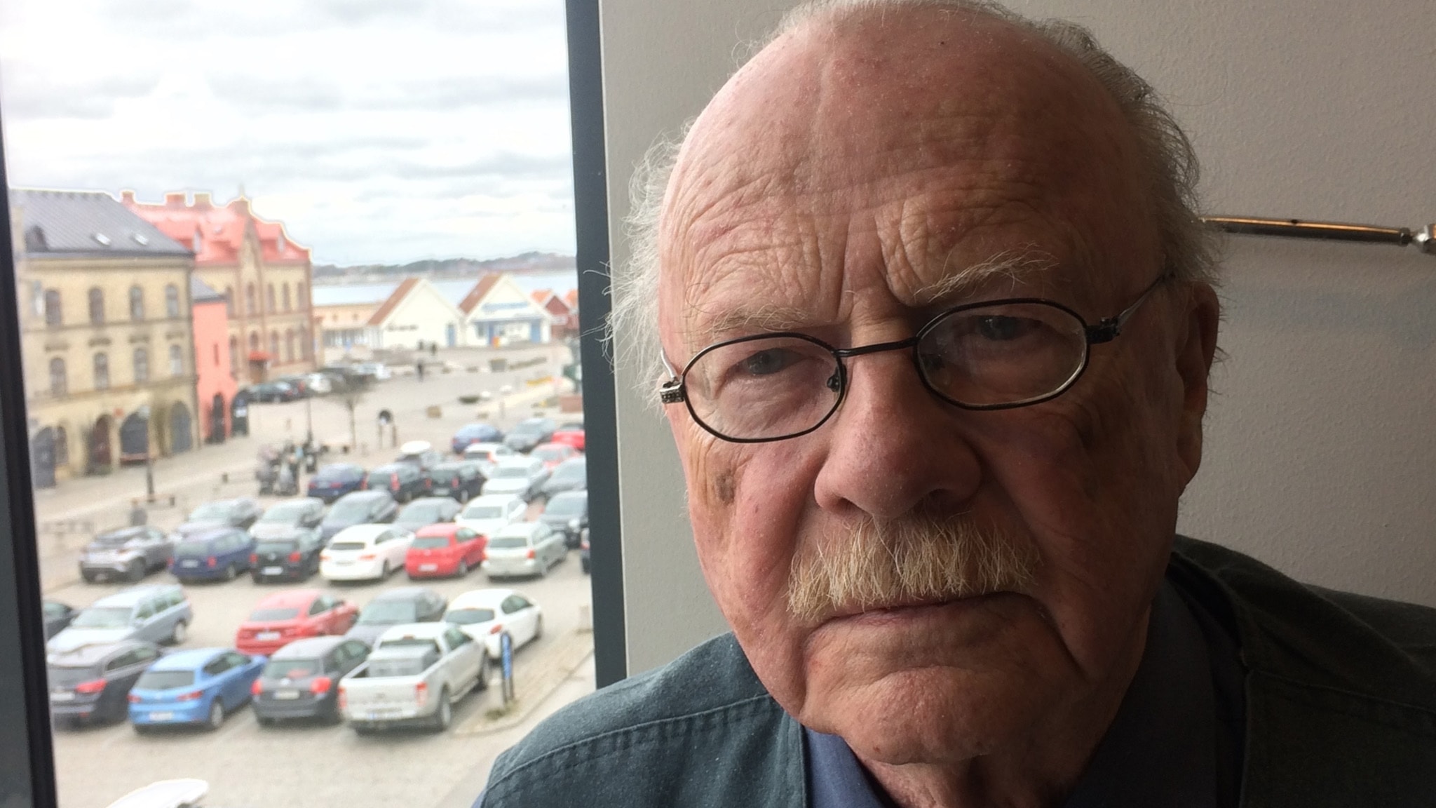 Författaren Jan Myrdal ger ut ny bok om sig själv | P4 Extra | Sveriges ...