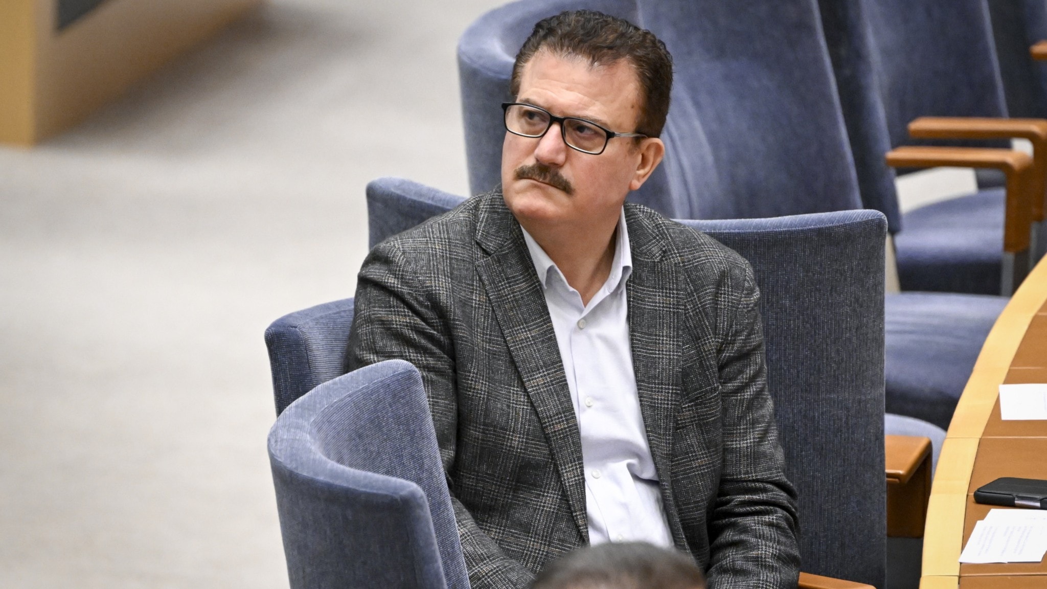 Blir Jamal El-Haj politisk vilde i riksdagen? - Godmorgon världen ...