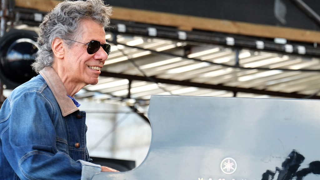 Jazzlegenden Chick Corea - musik som varm hud - Kulturnytt | Sveriges Radio