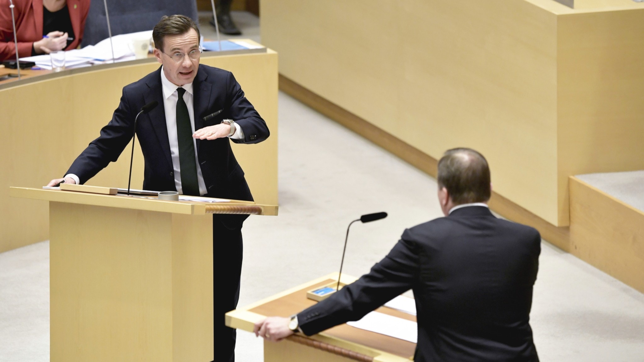 Moderaterna kritiserade regeringen hårt i debatten i riksdagen - Radio ...
