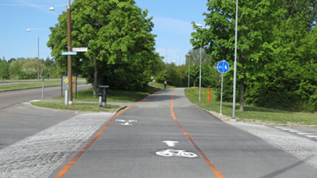 Snabba cykelbanor ger cyklister företräde - Eftermiddag i P4 Örebro ...