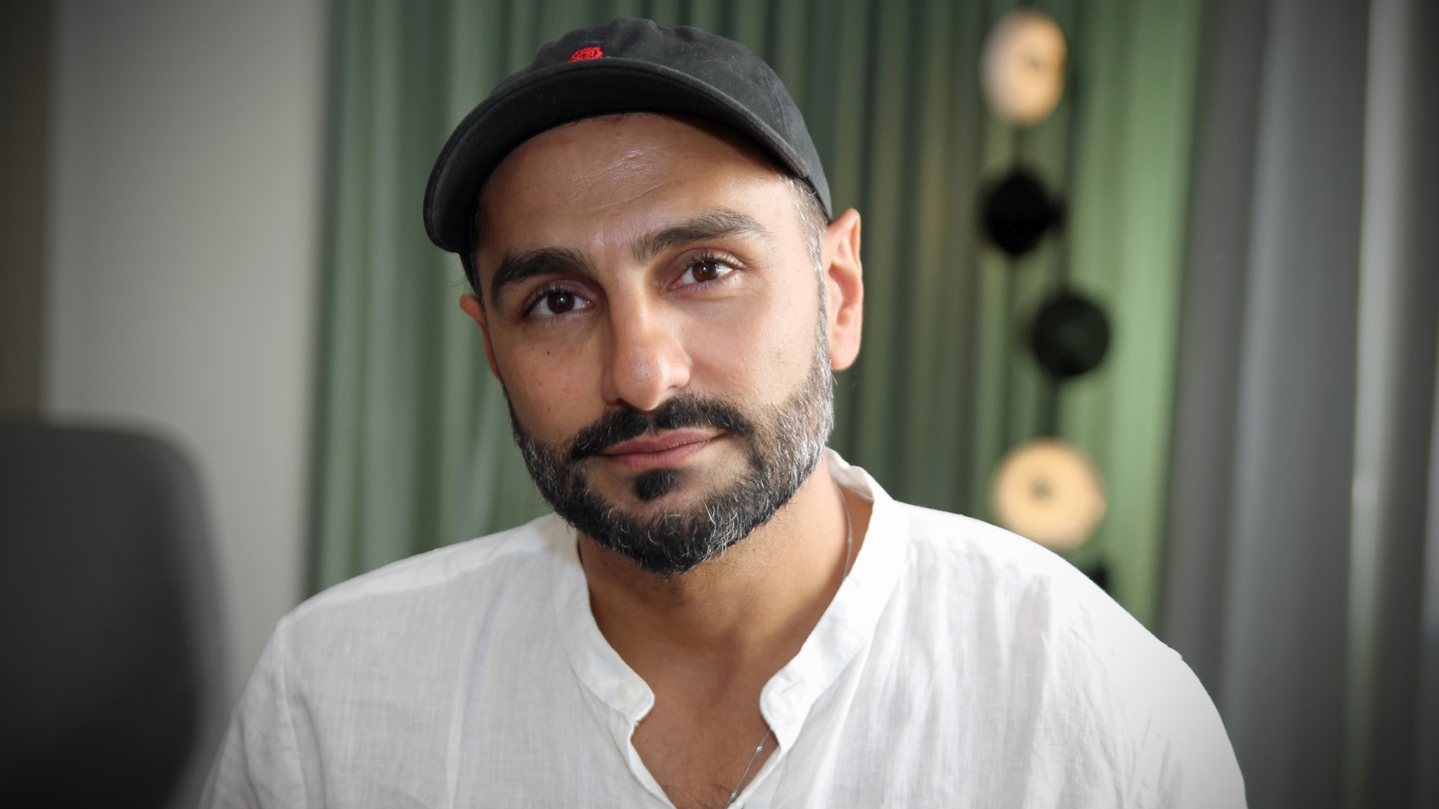 Ash Pournouri om Avicii: ”Jag har inte sörjt honom färdigt” | P4 Extra ...