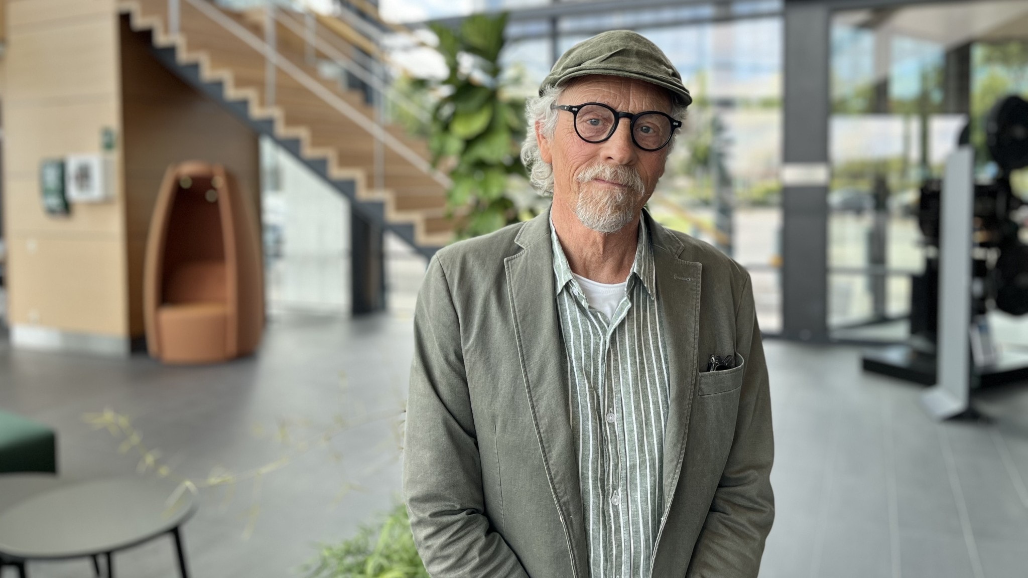 Jojje Jönsson: Buskis är enkelt, men inte simpelt 3 juli 2025 - P4 ...