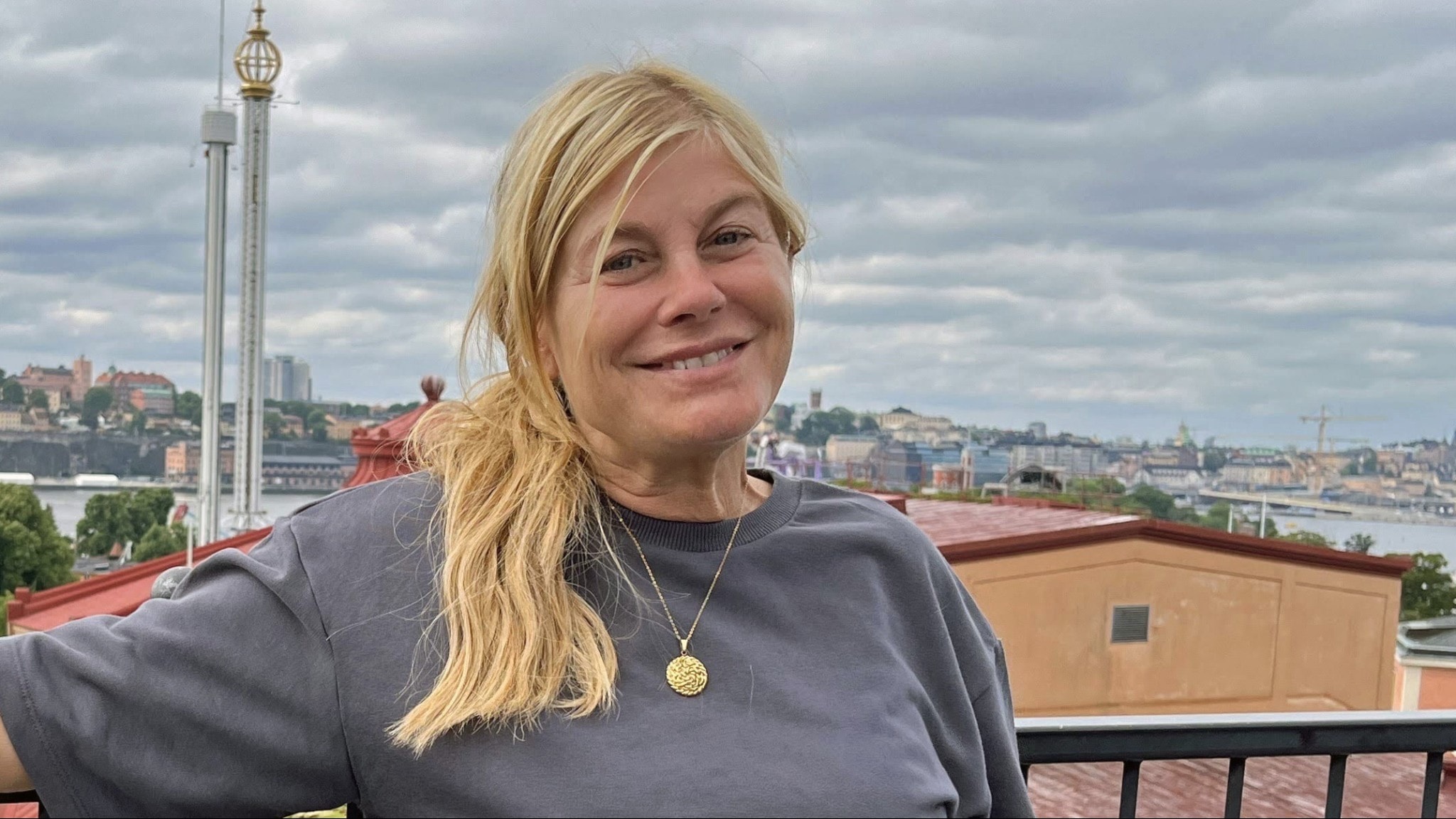 Pernilla Wahlgren: Sorgen kommer i vågor 22 juli 2024 - P4 Extra ...