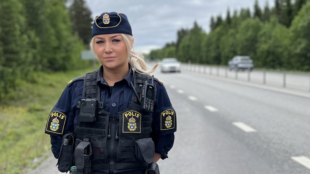 Polisen Idas uppmaning: Sänk farten - P4 Jämtland | Sveriges Radio