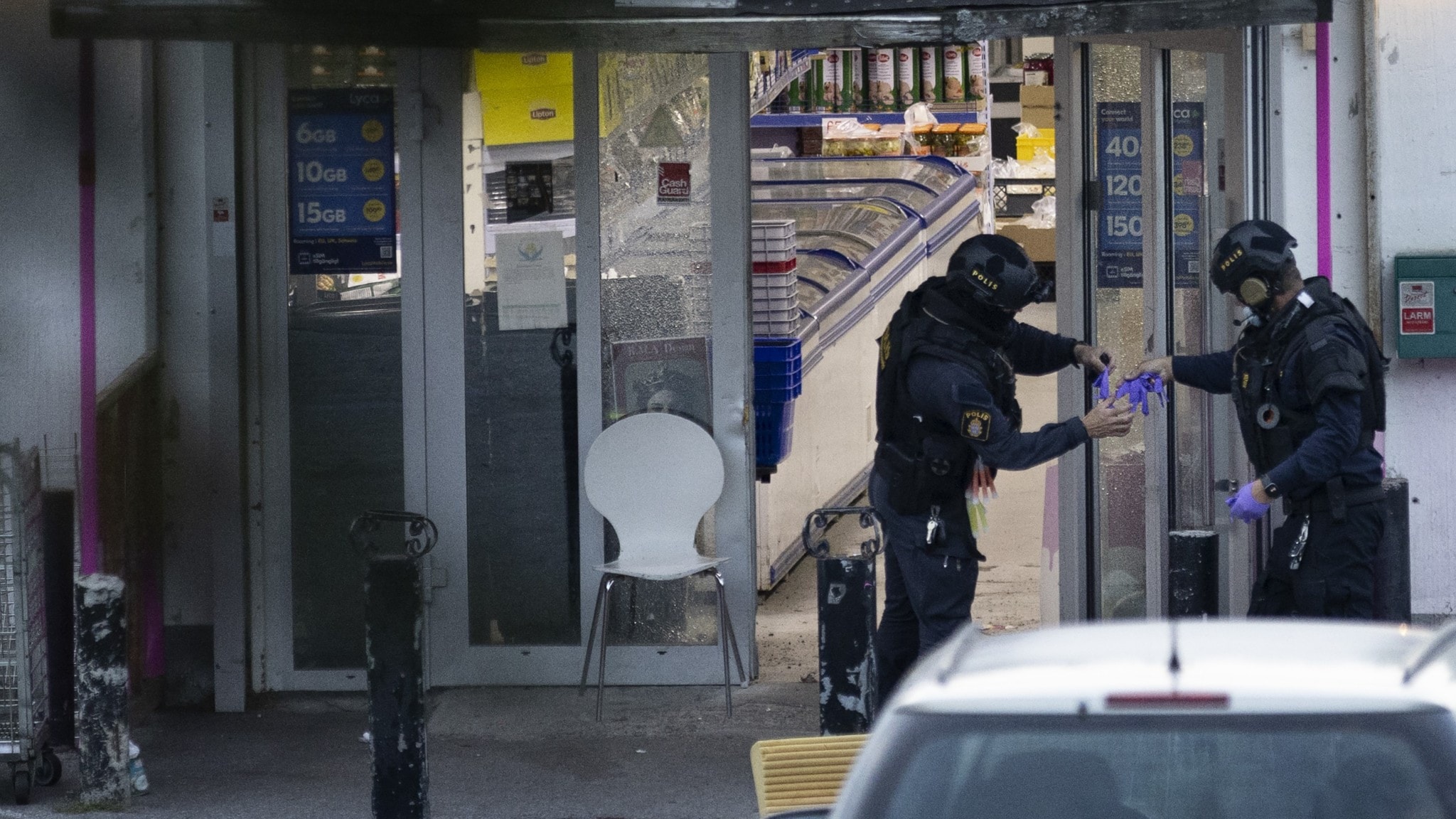 Flera våldsdåd dagarna efter visitationszon upphävdes - Nyheter (Ekot ...