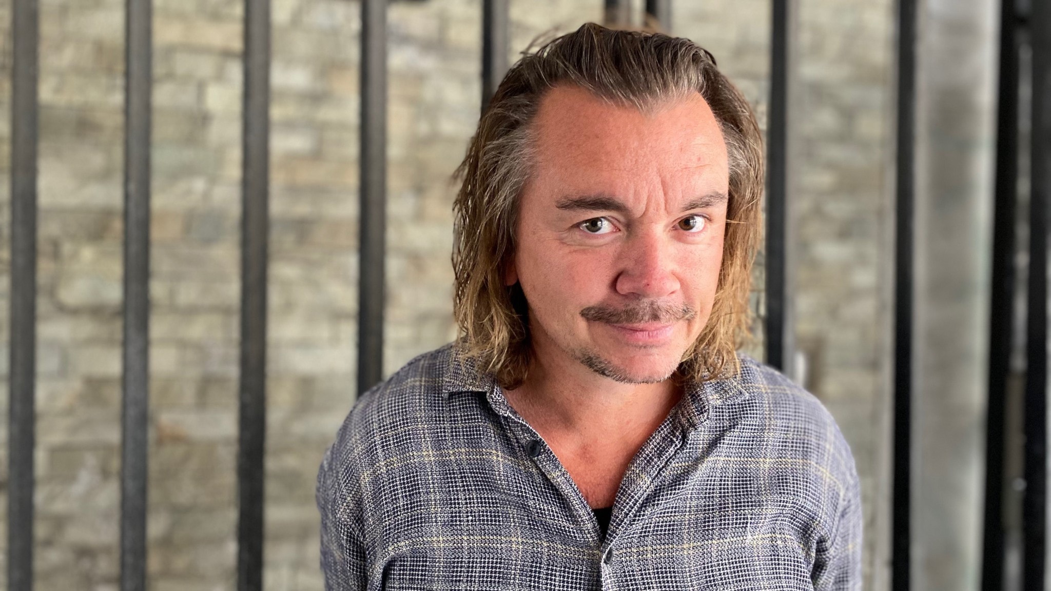 Emil Jensen cyklar land och rike på turné: "För livet på jorden ...