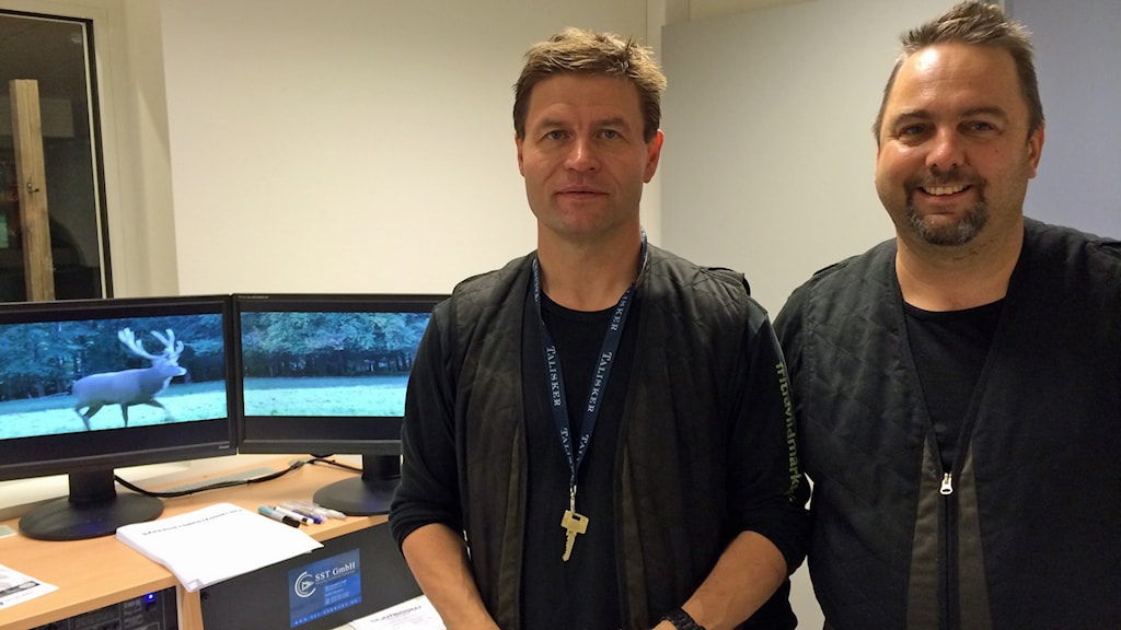 Jägare skjuter på filmduk - P4 Norrbotten | Sveriges Radio