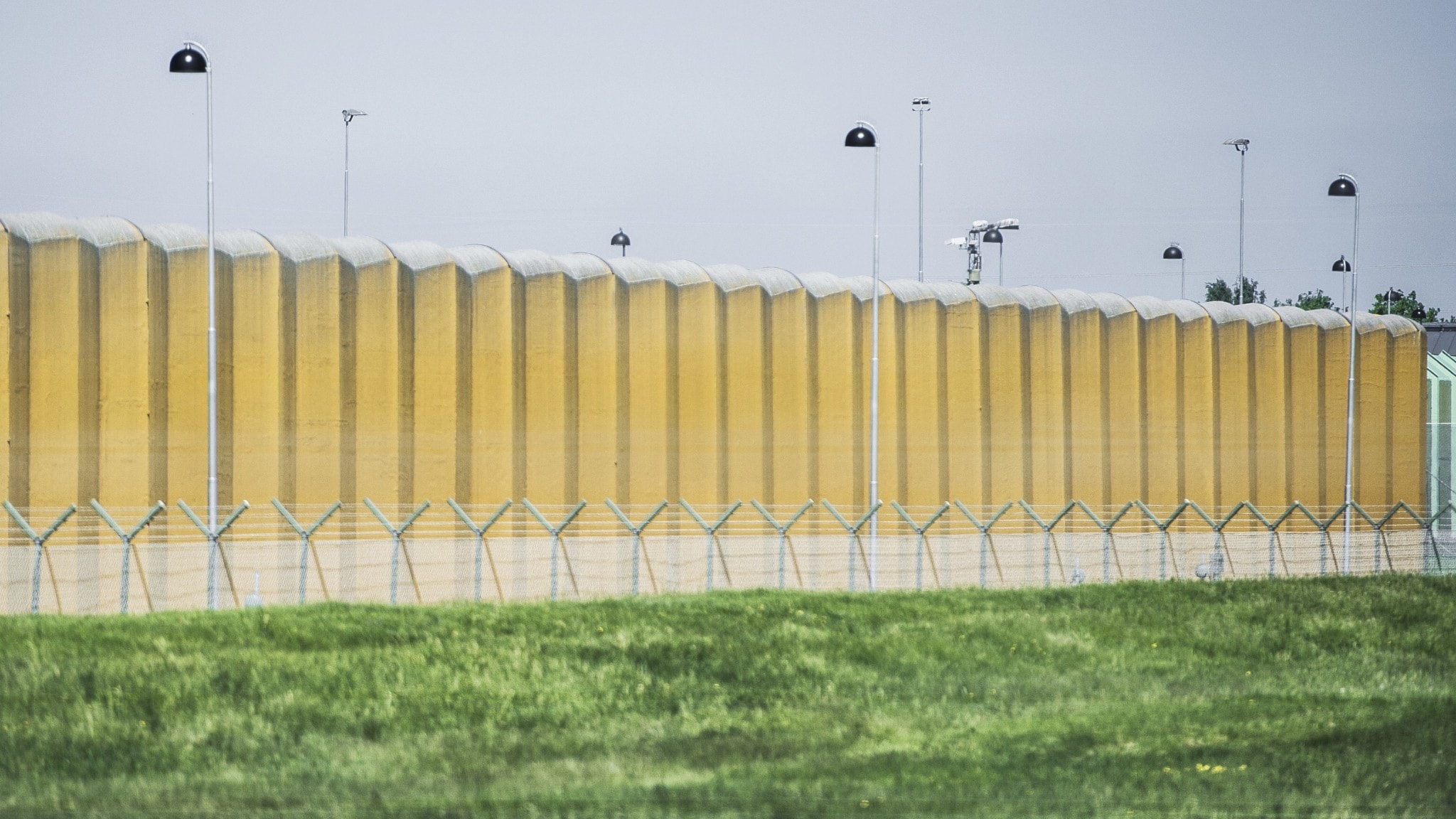 Overcrowding leads to conflicts at Sweden's biggest prison - Radio ...